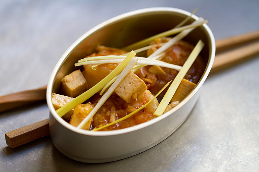 Simple Shrimp Stir-Fry with Tofu and Leeks - SippitySup