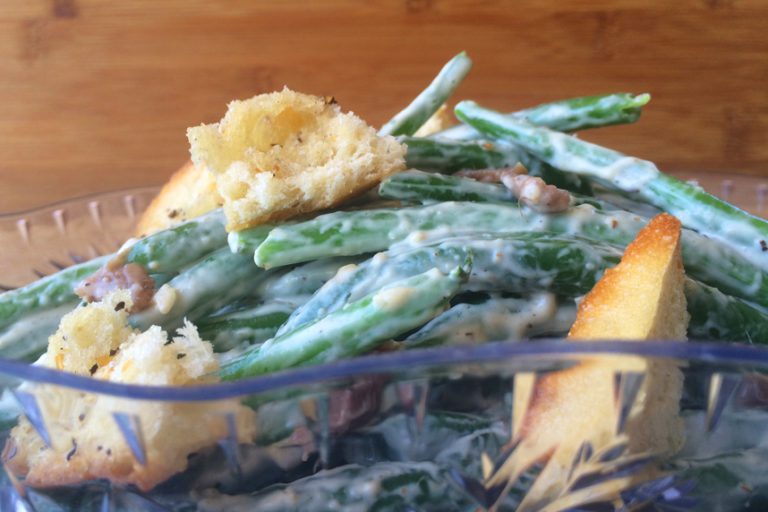 Green Bean Caesar Salad for the Hot Desert Sun - SippitySup